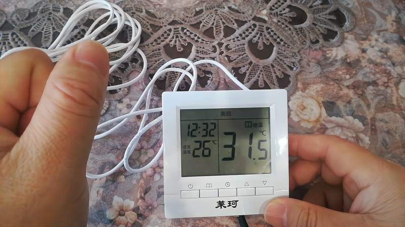陈工聊D105电地暖温控器,外置探头有什么用?该怎么设置使用?