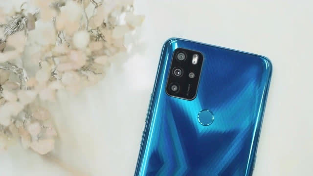 印度Micromax IN Note 1开箱评测