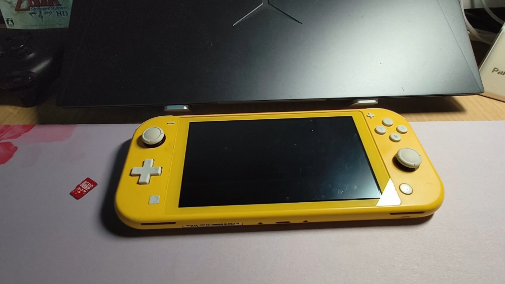 799的switch,还带64G内存卡!