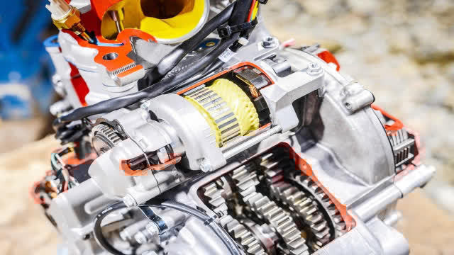 二冲程和四冲程的发动机相比,有哪些不同之处呢?