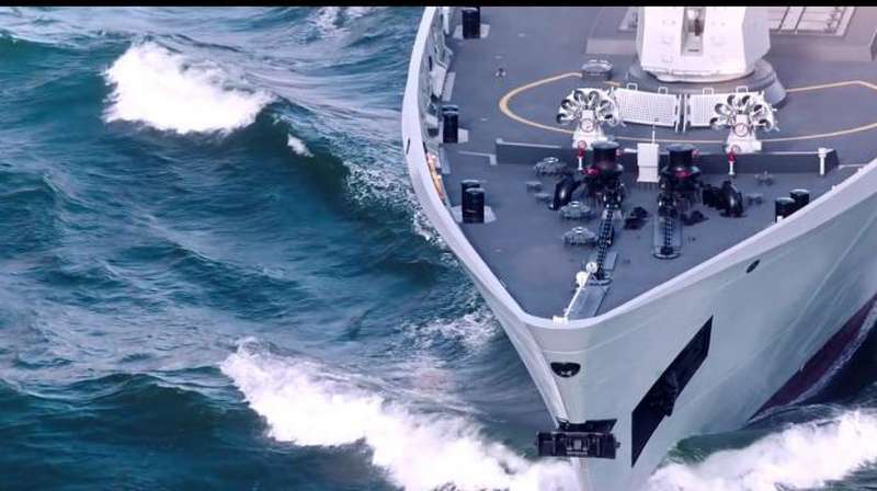 《红海行动》恐怖分子太嚣张竟敢对中国侨民下手,快联系军舰!