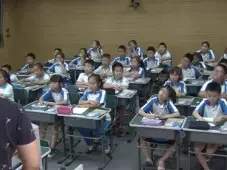 11 实录 乘法运算定律的灵活应用+刘在兴