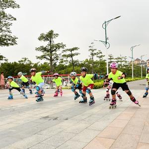 孩子们的陈教练 