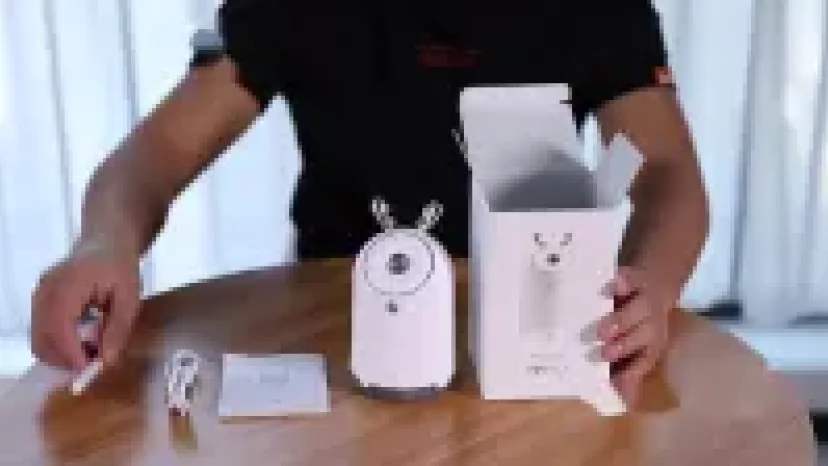 简约J4萌宠加湿器使用方法