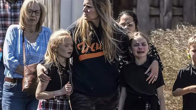 美国一小学发生枪击案造成7人死亡,凶手竟然是一位28岁女性