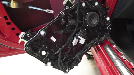 宝马新3系前后车门结构设计详解