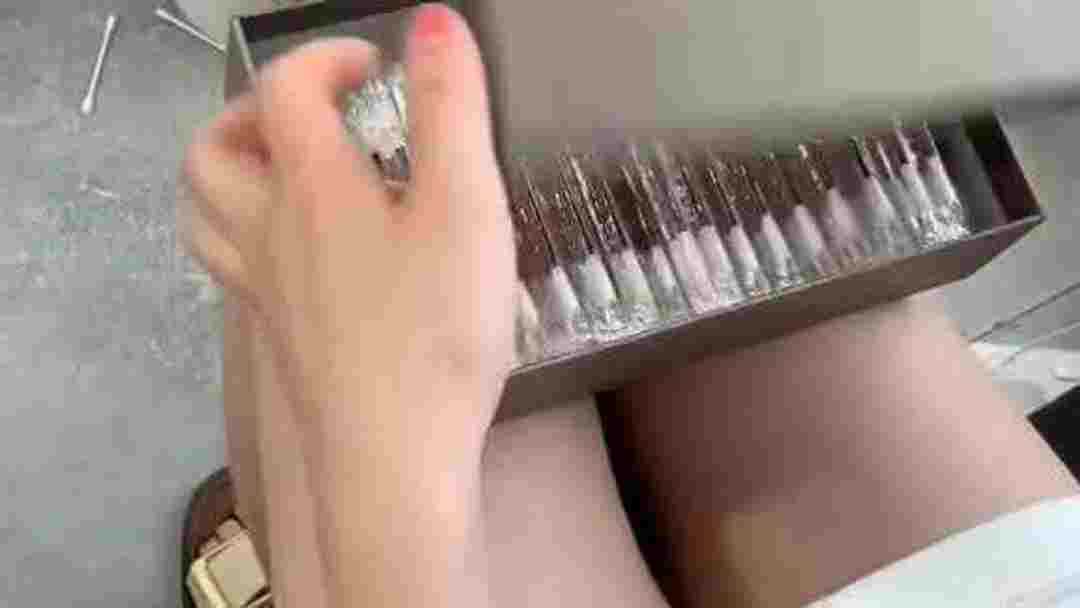 分享生活小技巧一次性碘伏酒精消毒杀菌棉签居家必备佳品