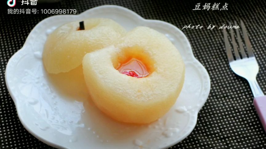 简单好吃的冰糖梨,止咳化痰,快给家人备上…