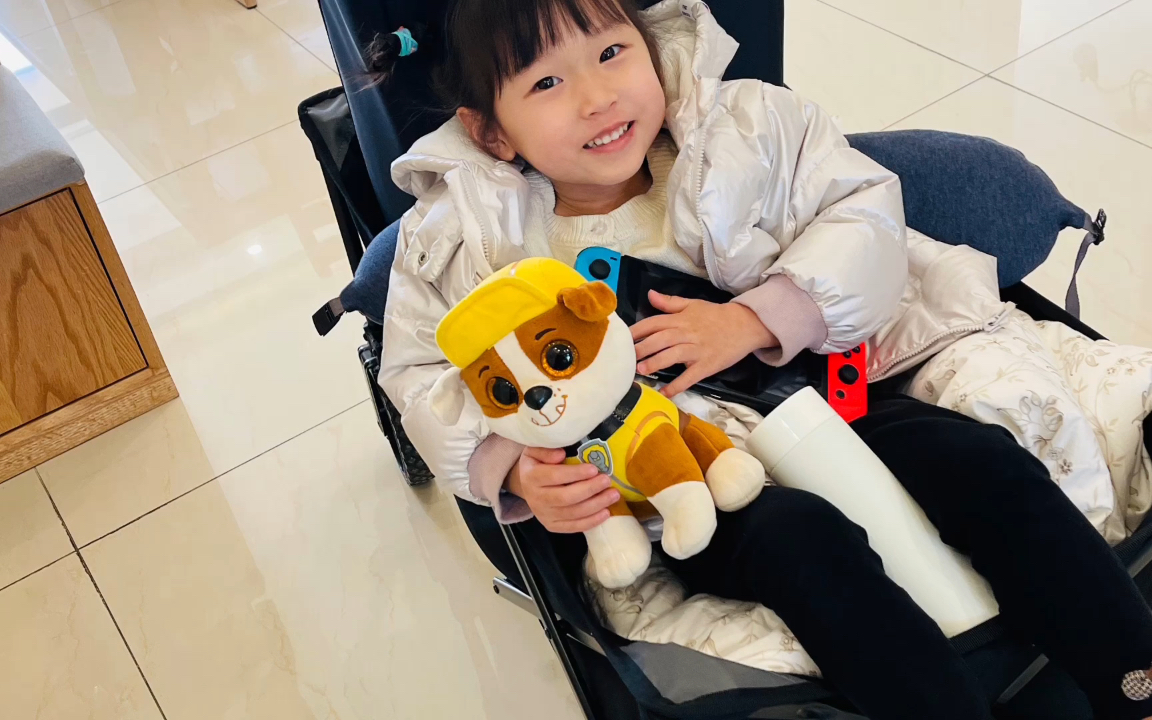 带女儿开启特斯拉露营模式