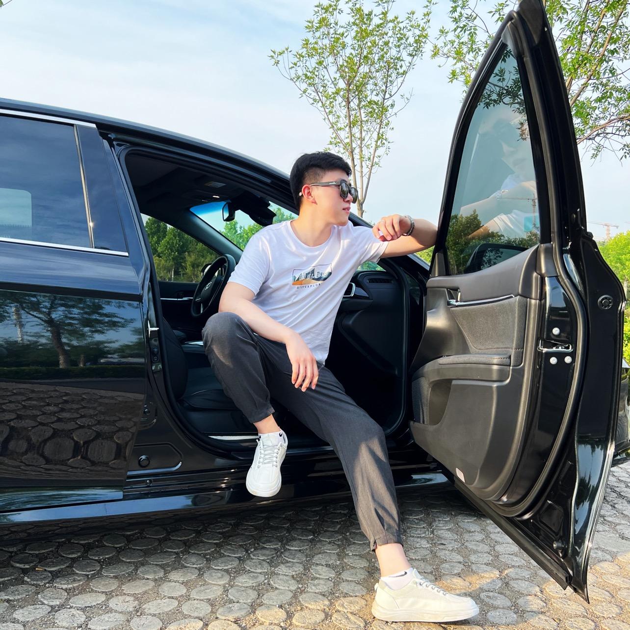 钟情凯美瑞的王小凯 