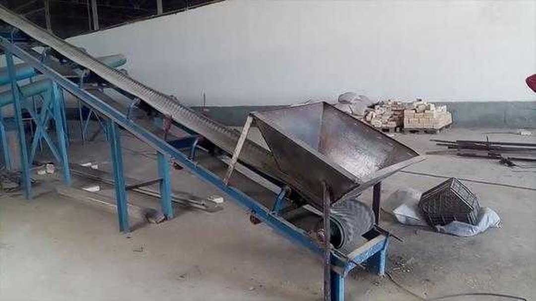 用秸秆锯末竹屑生产加工炭块 连续式炭化机生产机制炭