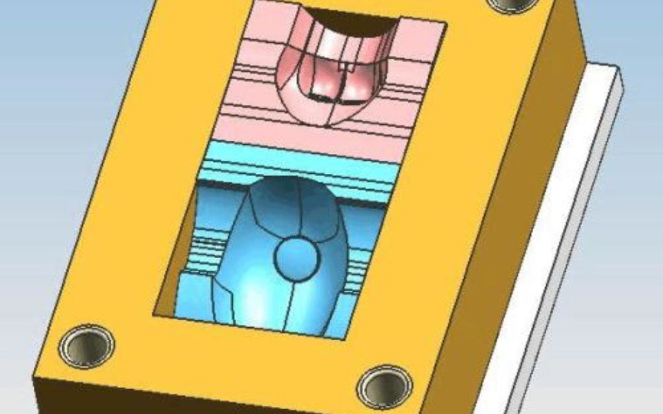 UG塑胶模具设计:插销锁模片与吊模块重心