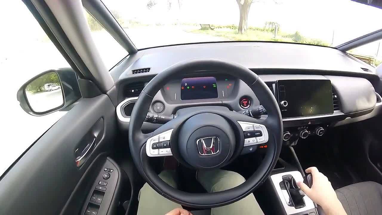 第一视角试驾2020款本田飞度,开车跑一圈后,...