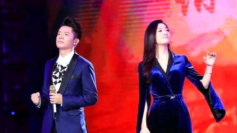 凤凰传奇演唱李白《将进酒》,台风炸裂,将其豪迈洒脱体现到极致