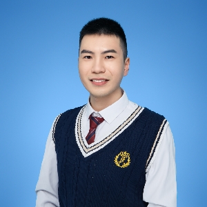 每天甜你一点点的板爷 