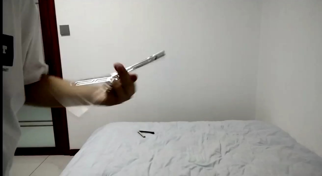 新人赛参赛作品(重录)(玩具蝴蝶刀,未开刃,非管制刀具)