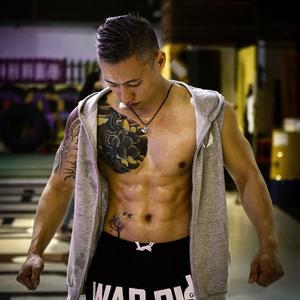 私教男士 