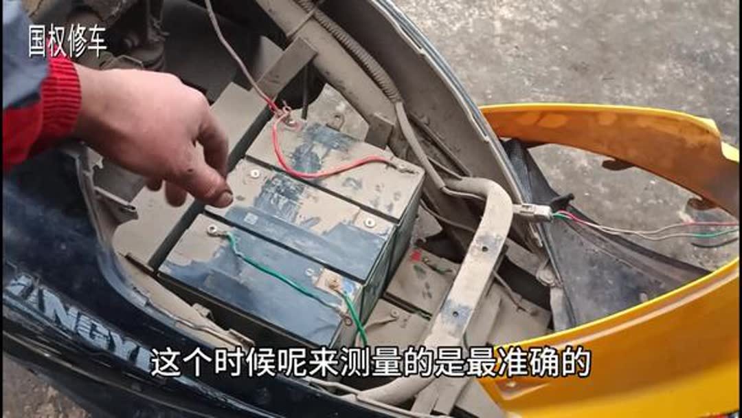 这才是电动车电瓶不耐跑的主要原因,教你只需10元钱就可修好如新