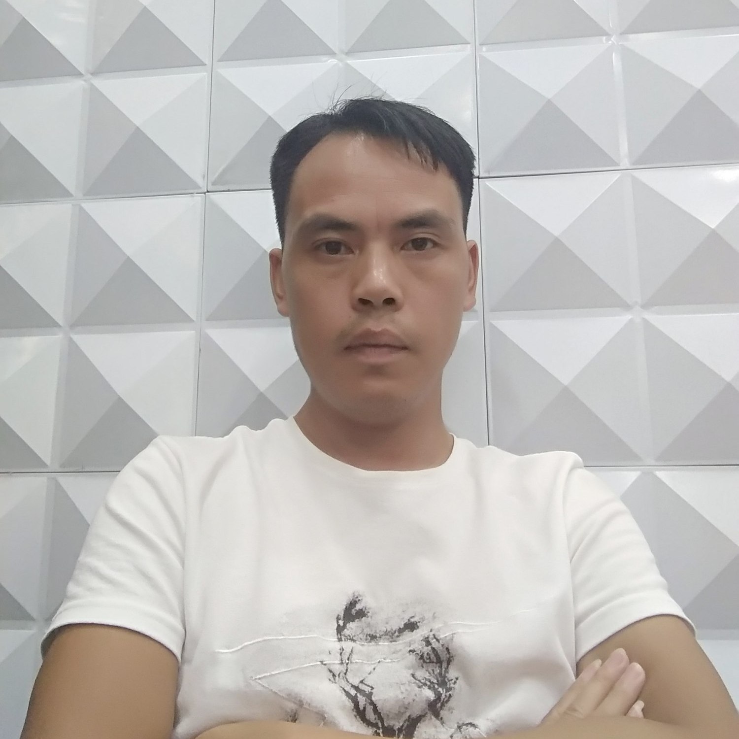 裁缝小罗转型记 