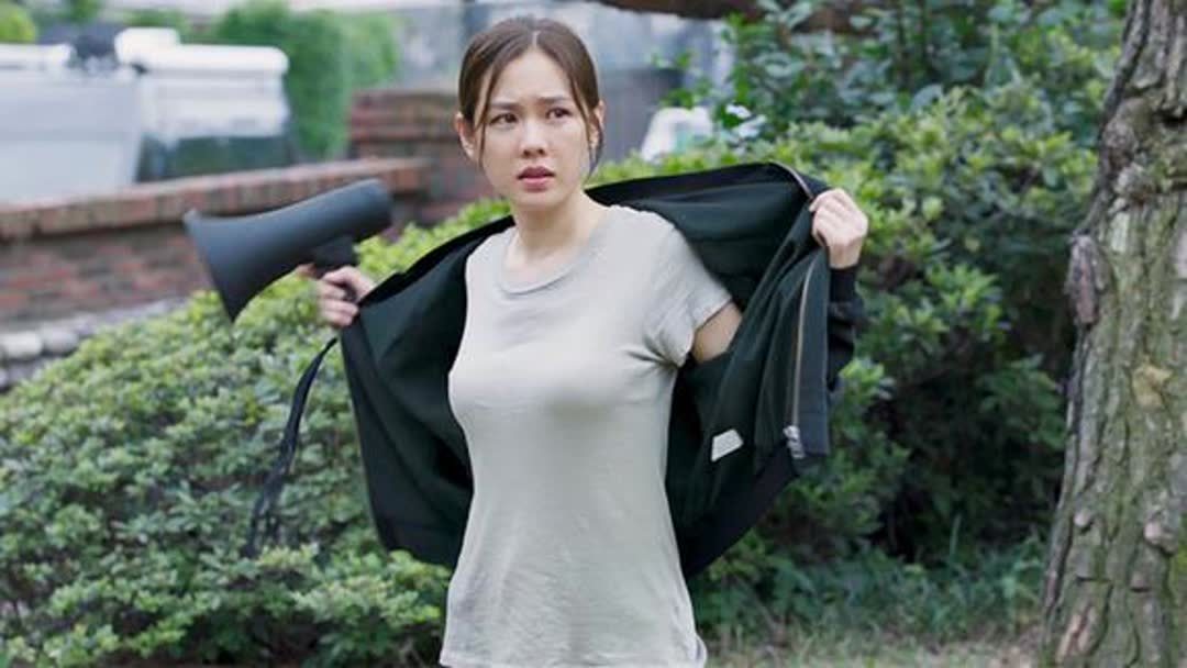 女警花与匪徒谈判,却被当众询问三围,韩国犯罪悬疑片《协商》