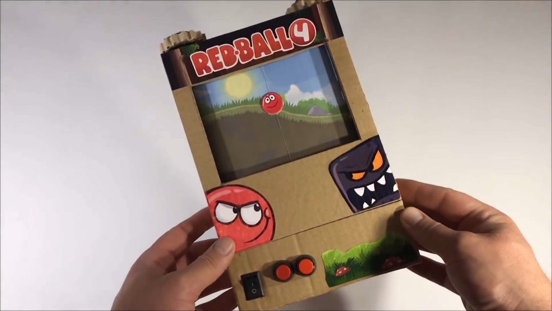 手工达人教你如何用 硬纸板做红球游戏机