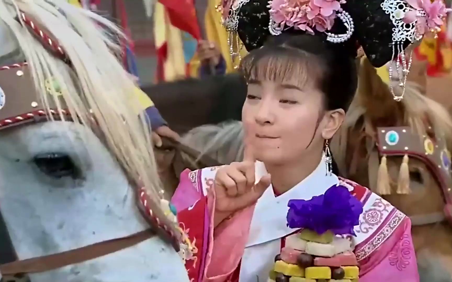 还珠格格:赵丽颖饰演的晴儿一出场就力压所有主角,惊艳全场!