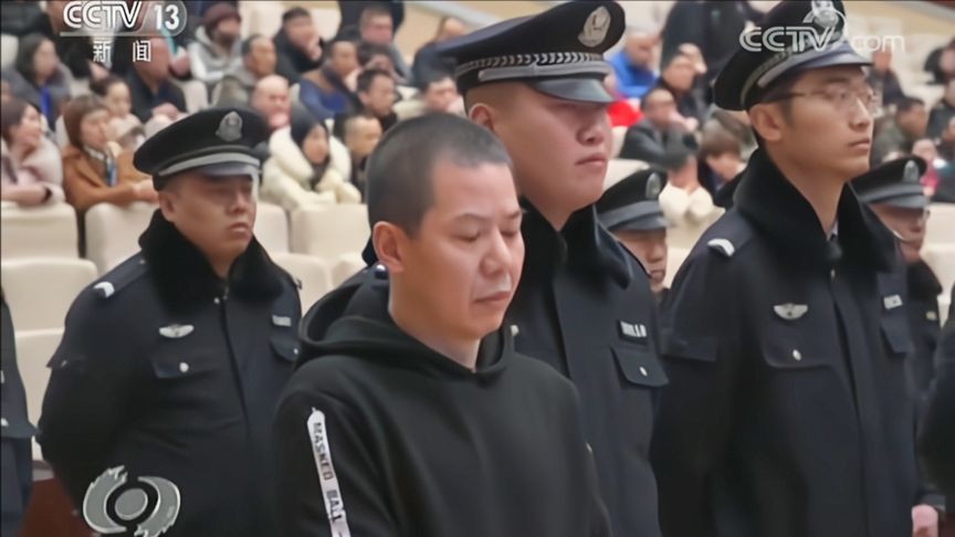 坐牢就像住宾馆,黑老大背后有多“黑”?