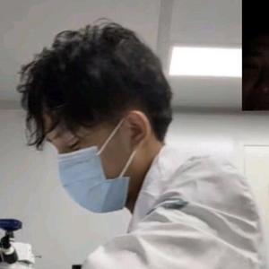 蟹不肉通宵做实验 