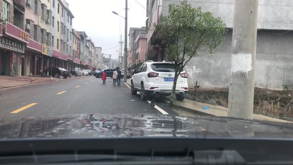 高清车载行车记录仪、记录我们美好乡村