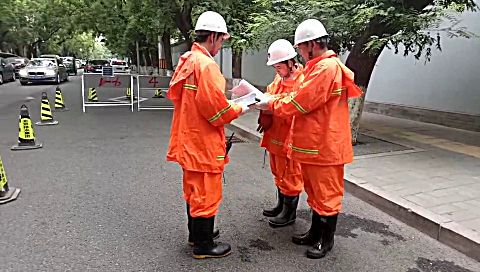 展开标准化作业视频