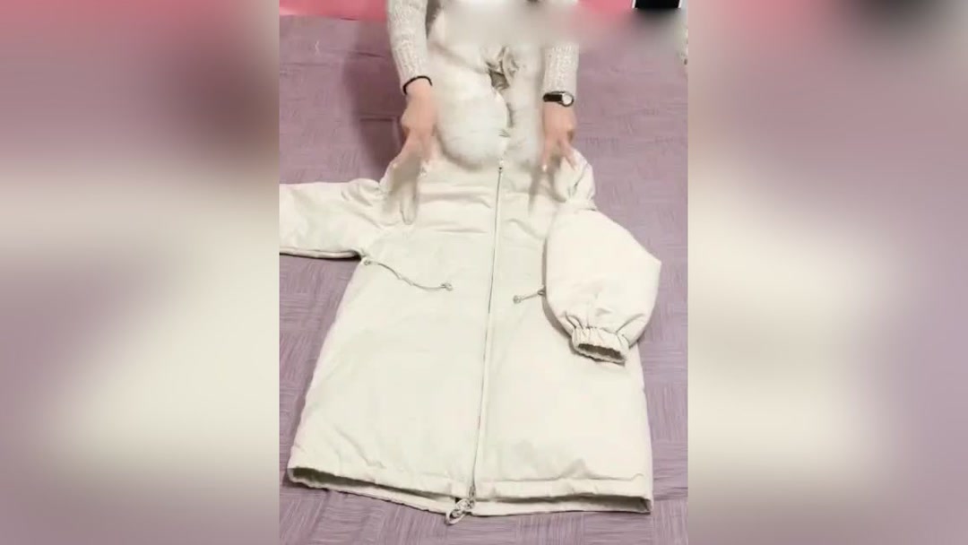 长款羽绒服的巧妙叠法,来看看吧