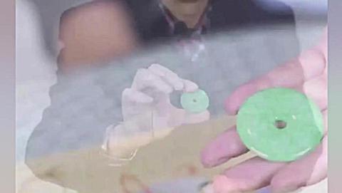 翡翠真假鉴定, 专家实物上手, 教你两招看出注胶