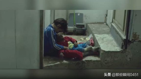 豆瓣9.3高分电影,小男孩拿刀伤人后控诉父母不要再生孩子了