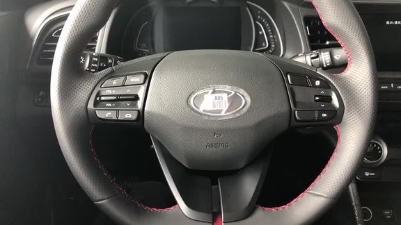 #爱车出品人# 现代领动这个方向盘真的是大爱,要是加个换挡换挡拨片...