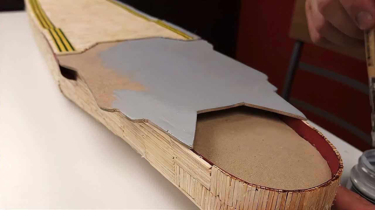 国外达人手工DIY,制作大和战舰模型,想象力也太丰富了