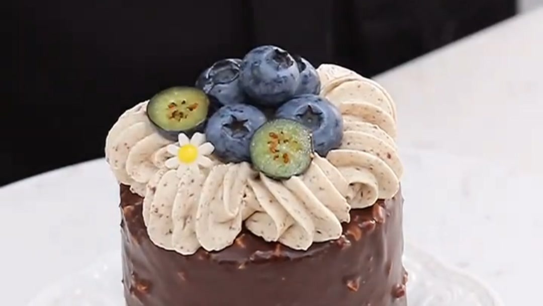 43. 梦龙蛋糕教程来喽!又是喜欢巧克力的一天~