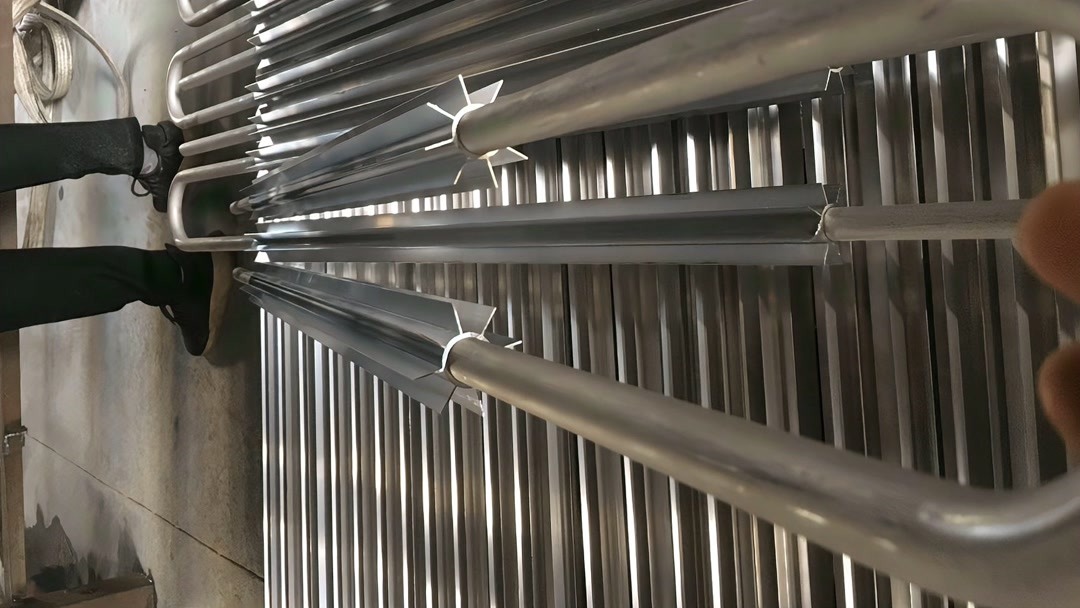 汽车换热器铝管与铝翅片消除间隙贴胀胀接(月长机械)