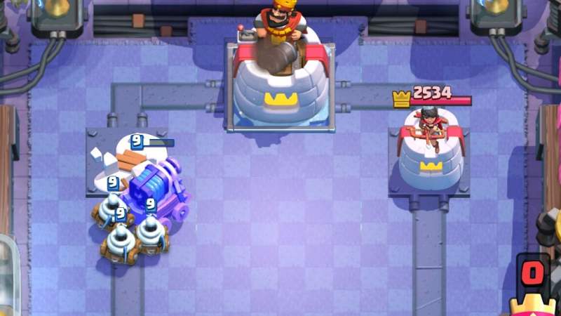 皇室战争:电磁炮加电击车小队,简直就是无敌的存在!