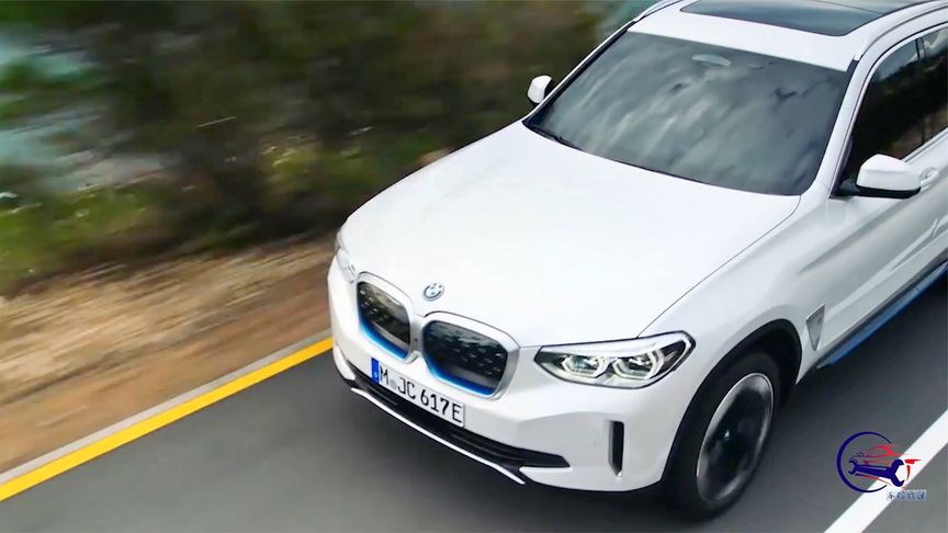 宝马IX3入门就带电动尾门,纯电490Km续航,配12.3英寸液晶显示屏