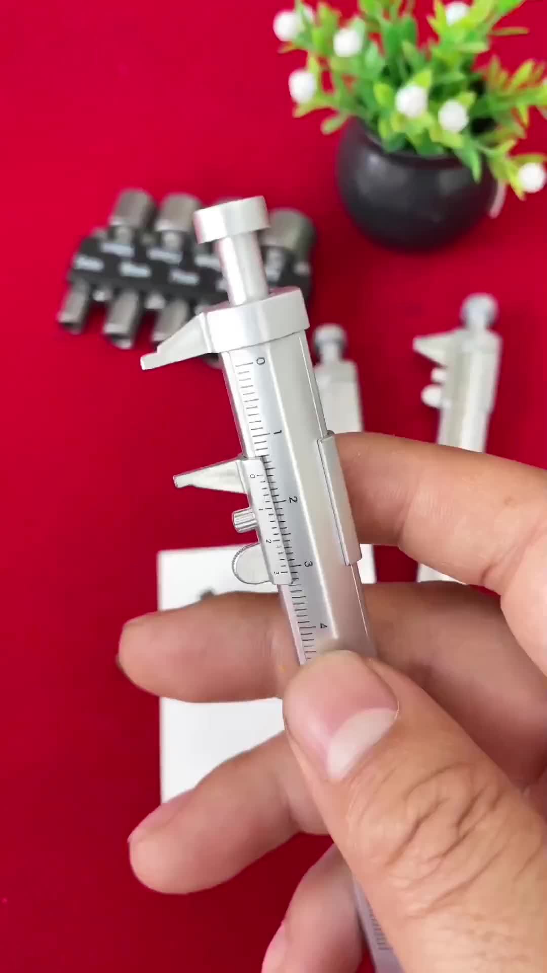 聪明的工程师设计的卡尺笔,太好用了