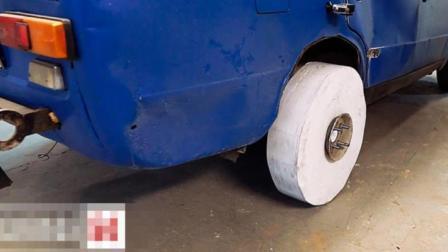 10000张打印纸做的轮胎,轮胎跑起来会怎么样?这纸没白费!