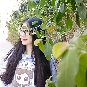 有个餐霞子 