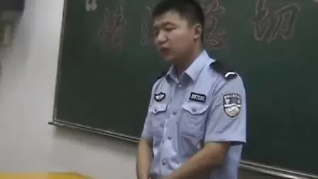 "情深意切”毕业主题班会2