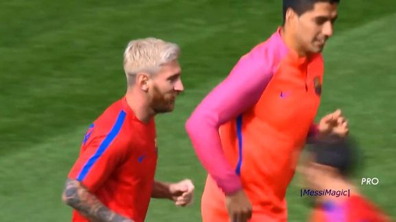 这看起来就像PES/FIFA游戏在现实生活中的表现[吐舌]#巴萨#