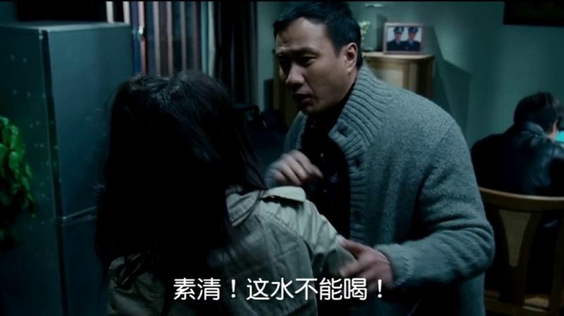 男子专门找人让电脑中毒,找来的人说了几句话后,直接叫男子阿爸