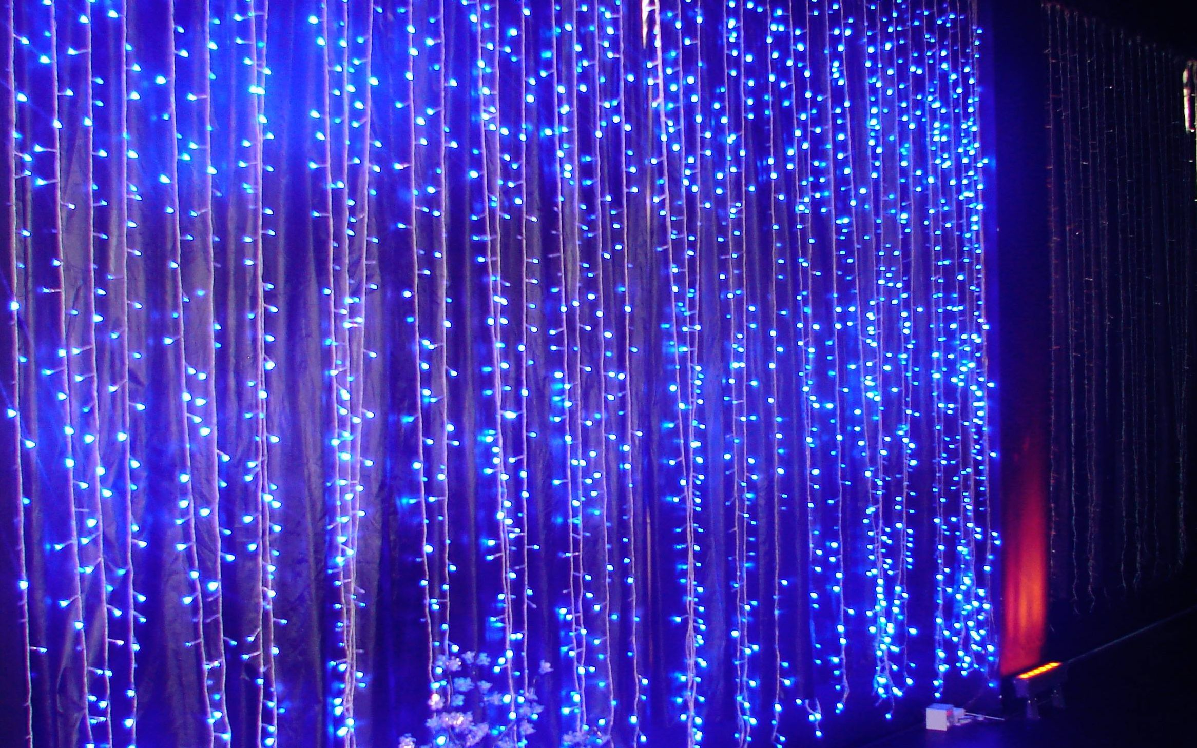 【51单片机Keil+Proteus仿真】+LED流水灯