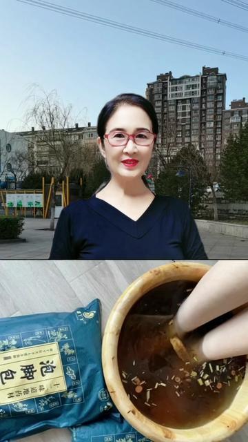 这样泡脚好处多生姜花椒艾叶泡脚的好处
