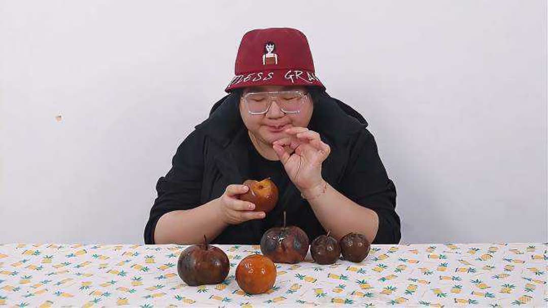 自制东北冻梨!在家就能冻出同款黑不溜秋!