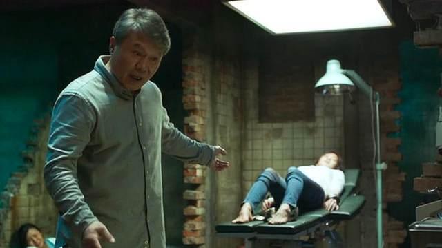 真实的案例改编,女孩被绑架到一个密室,救她的不是别人而是他!