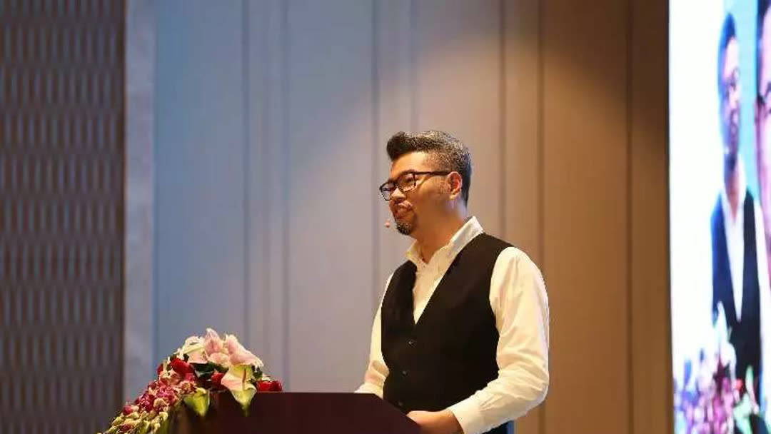 周导:逆向盈利之传统生意的出路